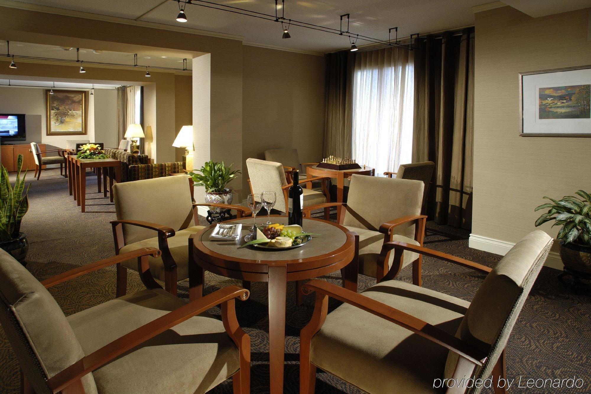 CHELSEA HOTEL TORONTO | ⋆⋆⋆⋆ | CANADA | SEASON DEALS FROM $124